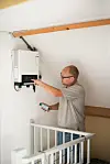 Efter solceller – Ikea kan börja sälja elbilsladdare